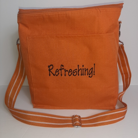 thirty-one | Kitchen | Thirtyone Soft Side Cooler With Strap | Poshmark